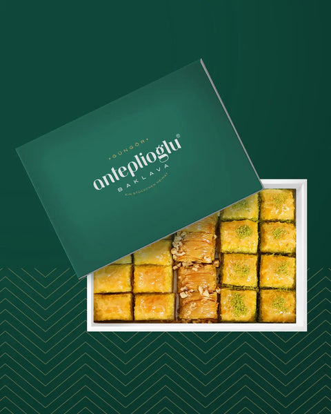 Baklava Paket 1 kaufen – 1 kg frisches Baklava von - – Anteplioglu ...